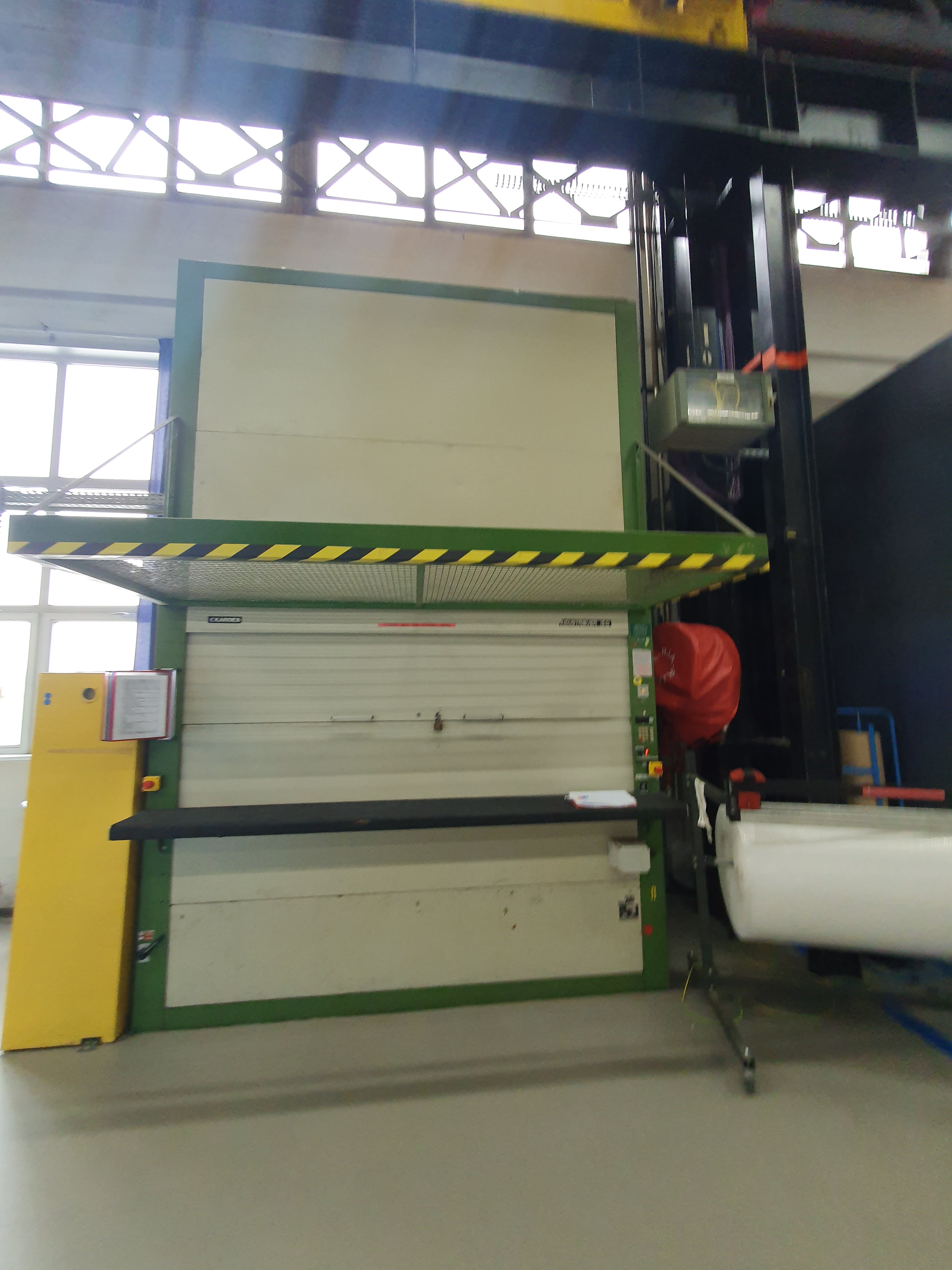 N°123 - stockeur rotatif Kardex Industriever 150 hauteur 3.80m VENDU ...